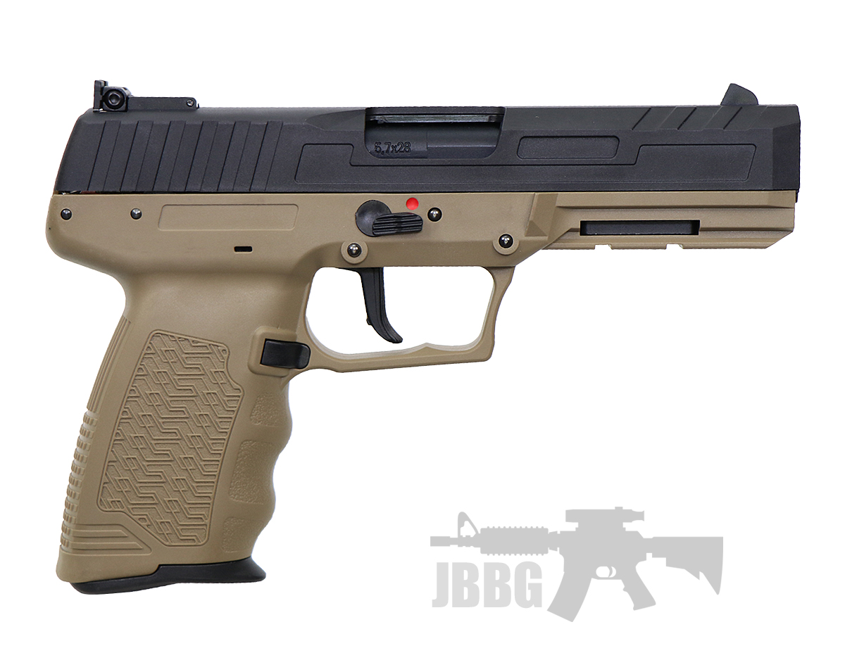 SRC Maverick Gas Airsoft Pistol - Just BB Guns